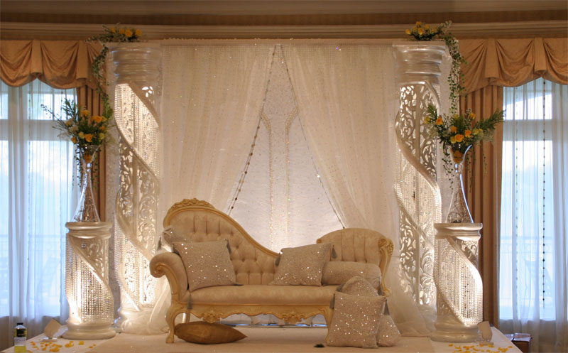 Tulle Fabric Gallery | Decorating with Tulle | DIY Tulle Wedding Decor